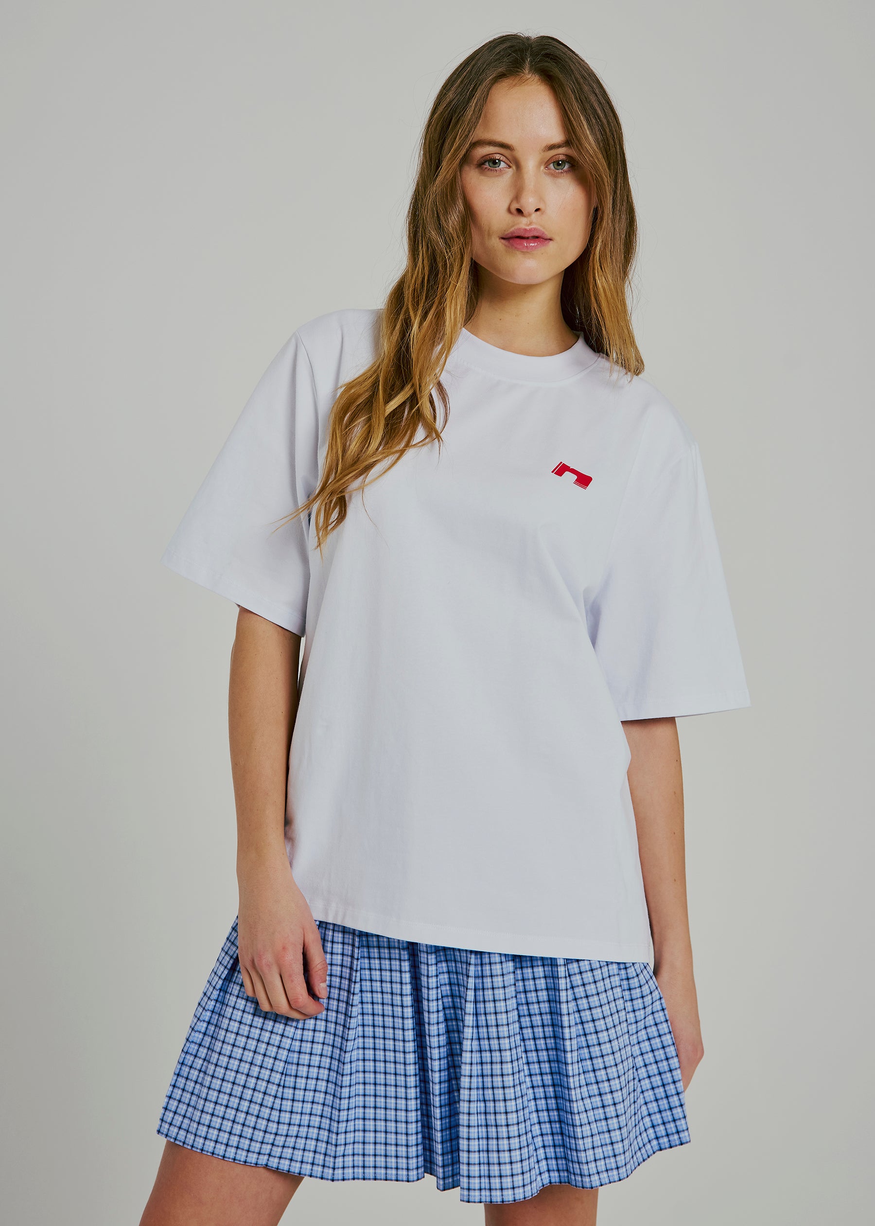 Sanda tee - White w. red print
